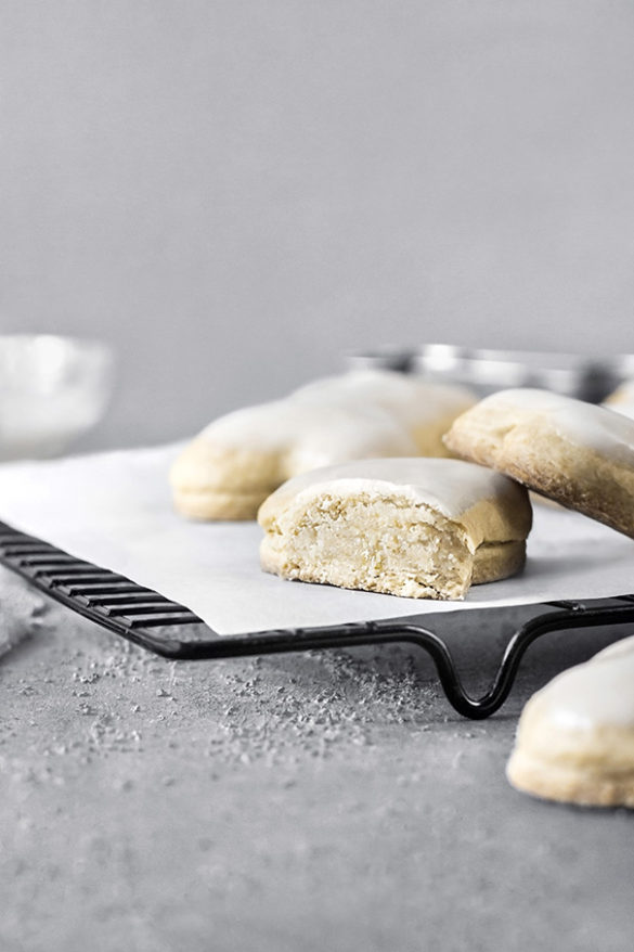 Traditional Maltese Bones (Ghadam tal-Mejtin) - The Sweet Balance